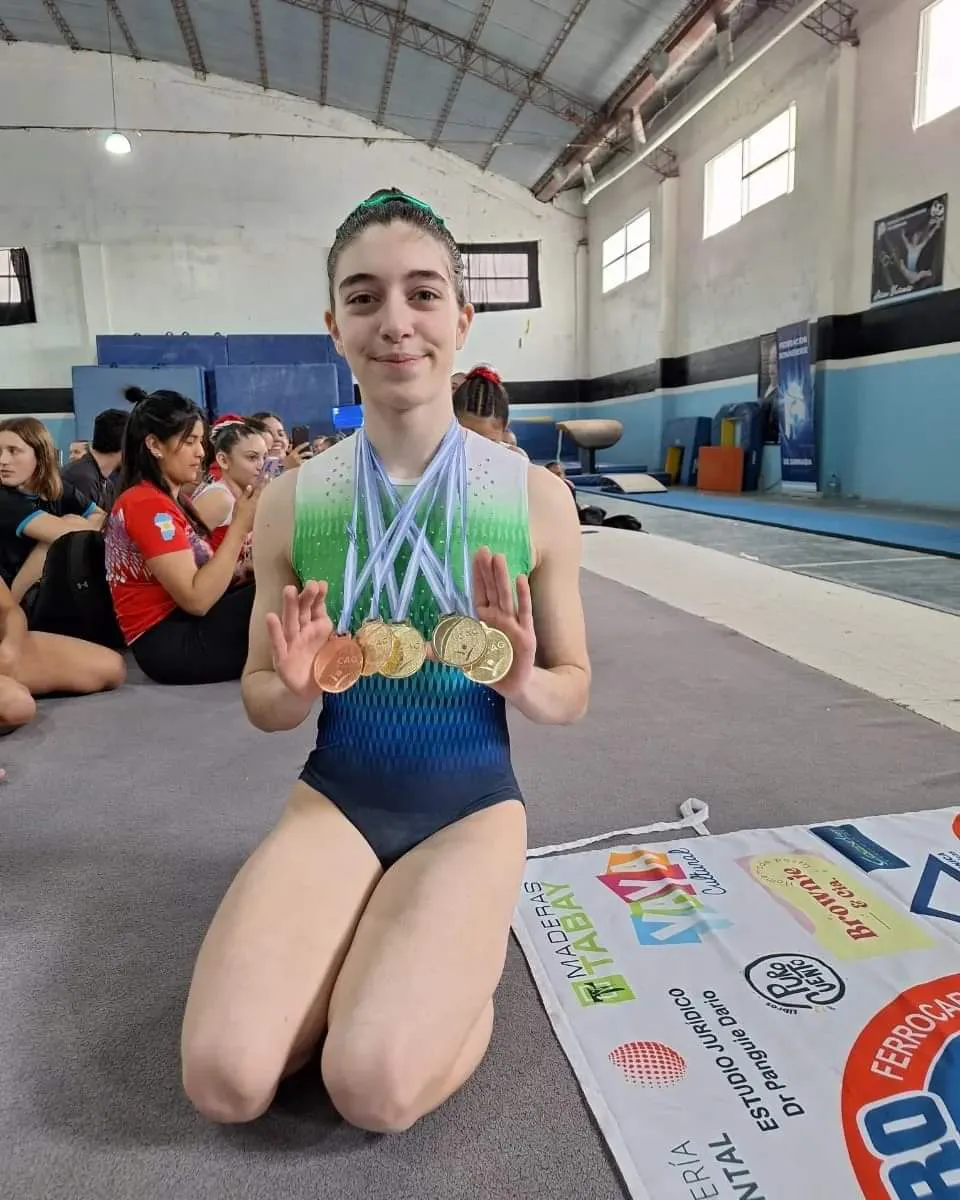 UNA MADRYNENSE SE CORONÓ CAMPEONA NACIONAL DE ARTÍSTICA